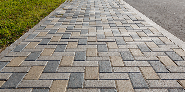 Patio with Paver Stones - How to Set Them the Right Way!